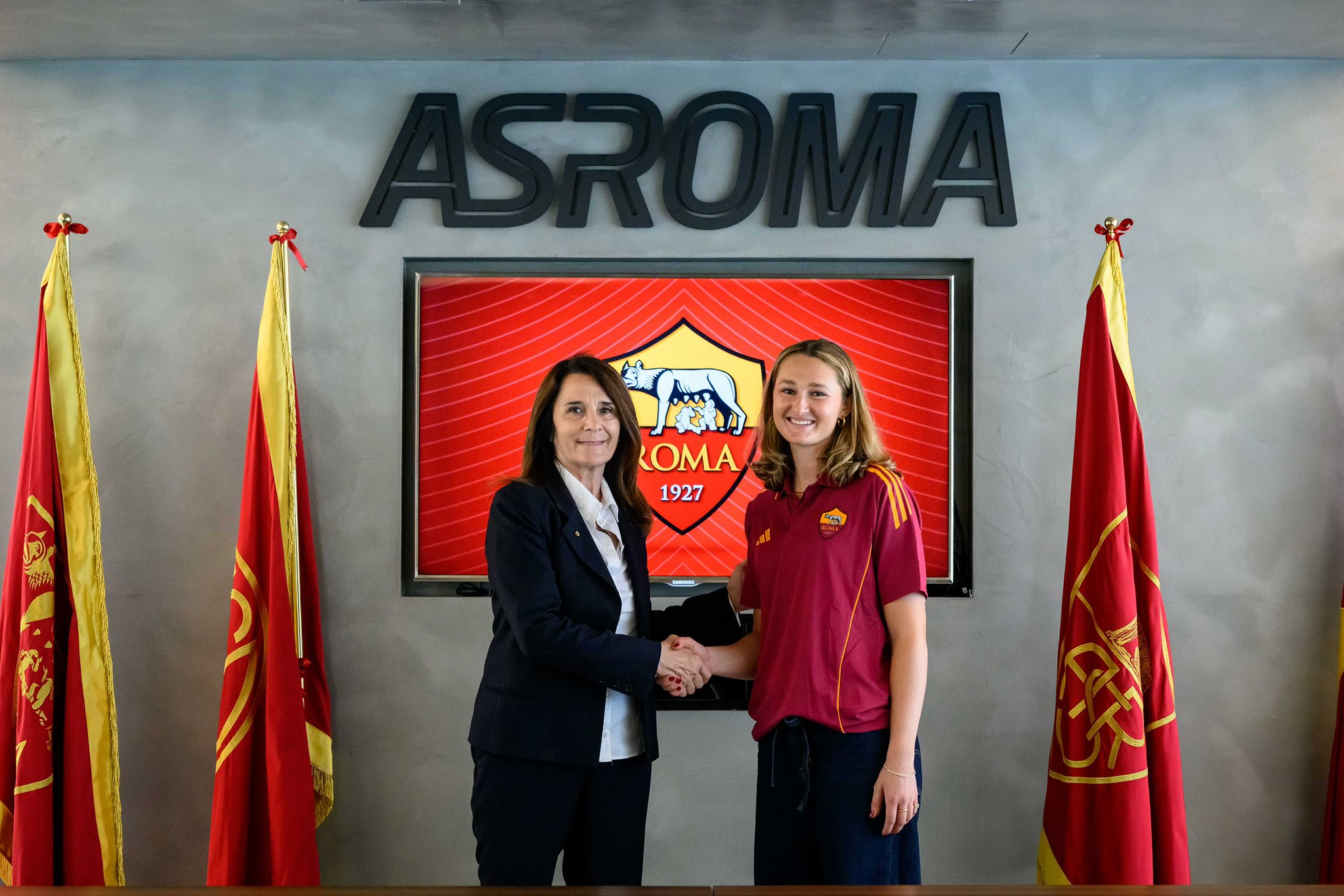 AS Roma sign Australian International Until June 2028 - Women's ...
