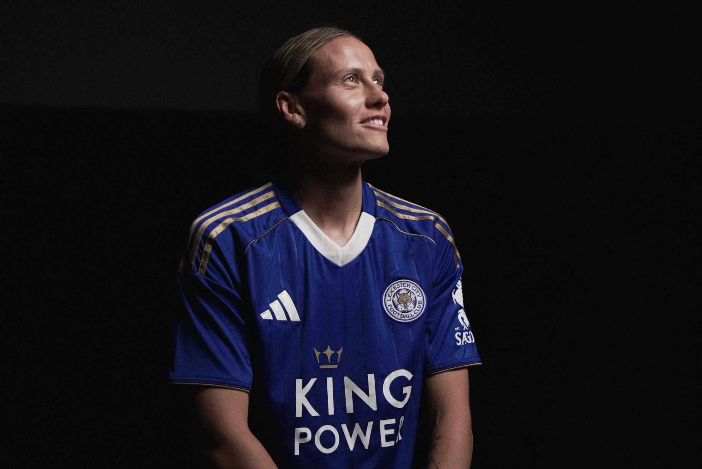 Done Deal: Midfielder Emily van Egmond Signs for Leicester City - Women ...